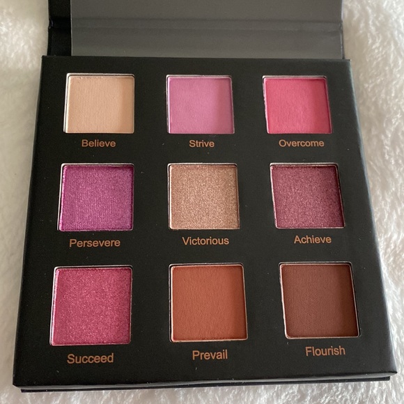 RealHer | Makeup | Nwt Realher Conquer From Within Eyeshadow Pallet ...